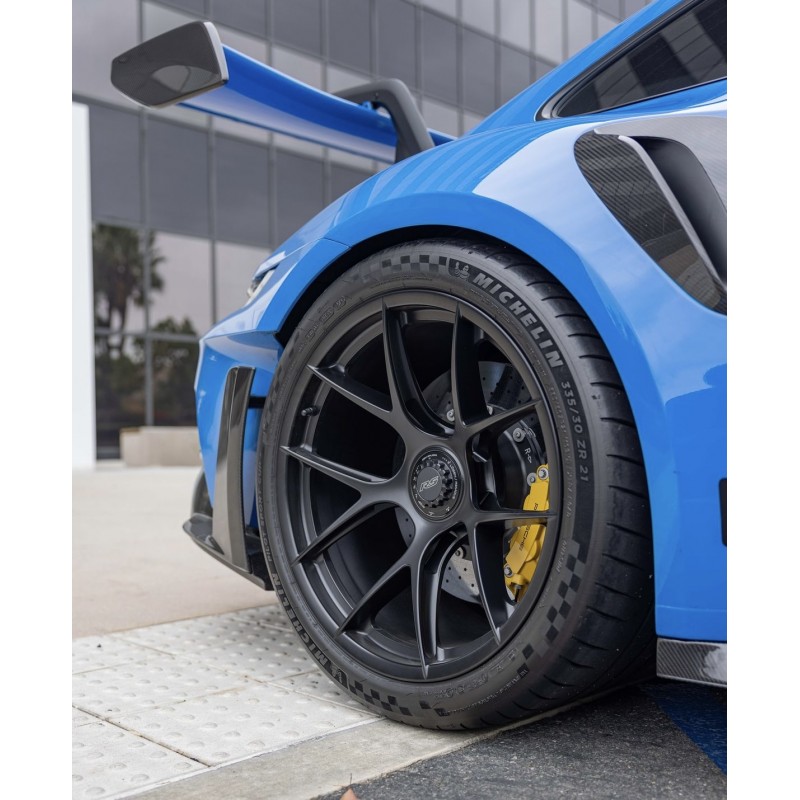 Kit carrosserie Carbone TECHART pour PORSCHE 992 GT3 RS