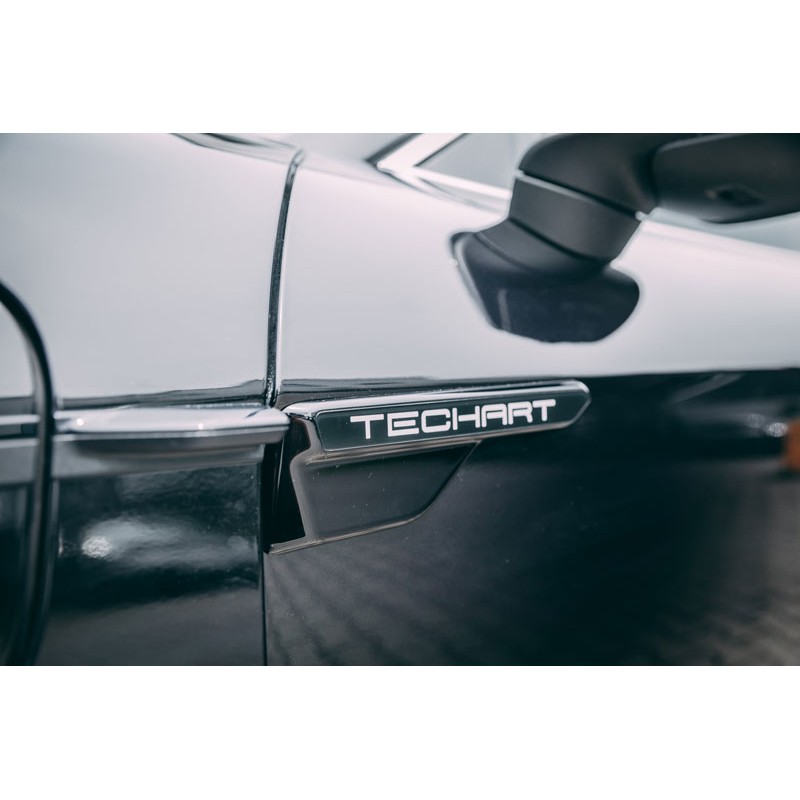Logo "Techart" latéral TECHART Porsche TAYCAN 4S TURBO - SupRcars®